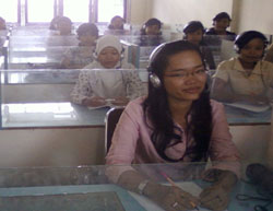 Universitas Prima Indonesia - Pusat Bahasa